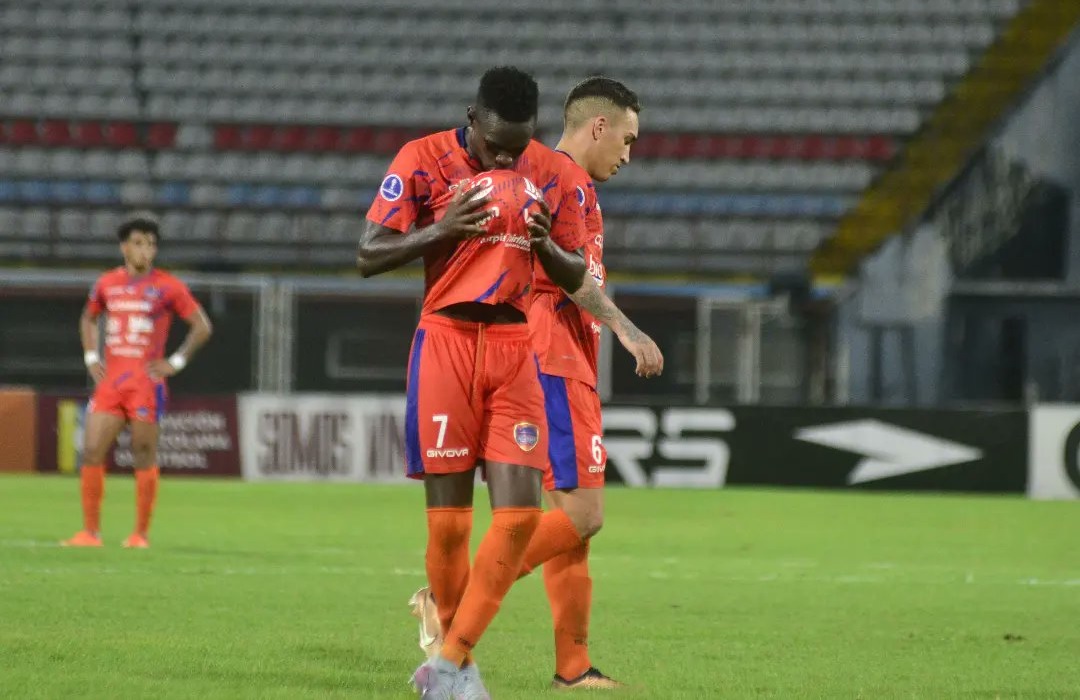 Ahora es figura: El renacer del olvidado delantero que fue el "primer Pablo Solari" que tuvo ...