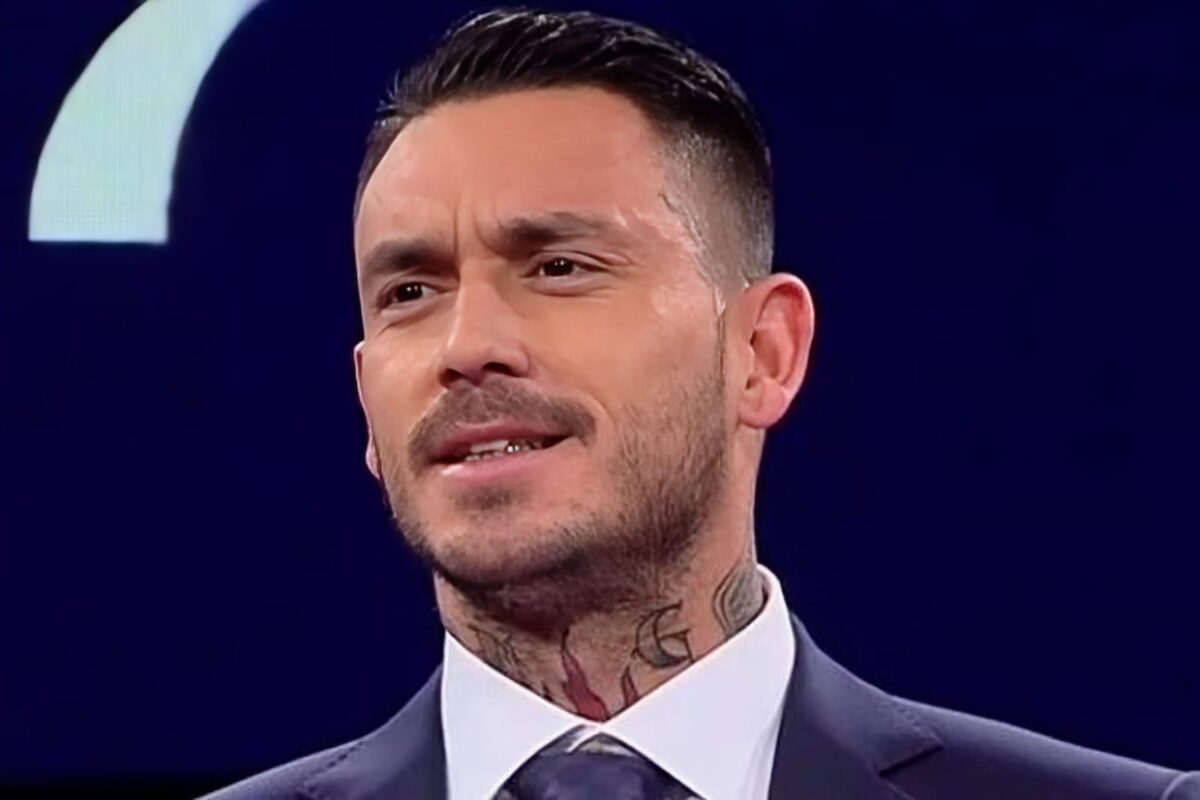 "Yo le tengo fe": Mauricio Pinilla se quita la camiseta y deposita su ...