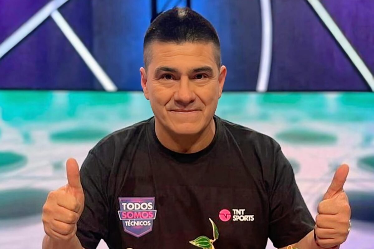 "Fácilmente puede jugar con..." El novedoso esquema que propuso Marcelo Vega para Colo-Colo ...