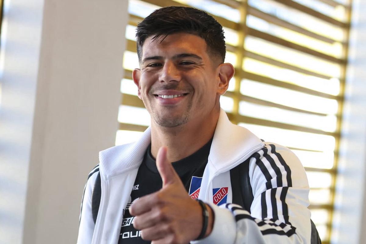 Con nombre y apellido: Esteban Pavez solicitó subir a juvenil de Colo ...